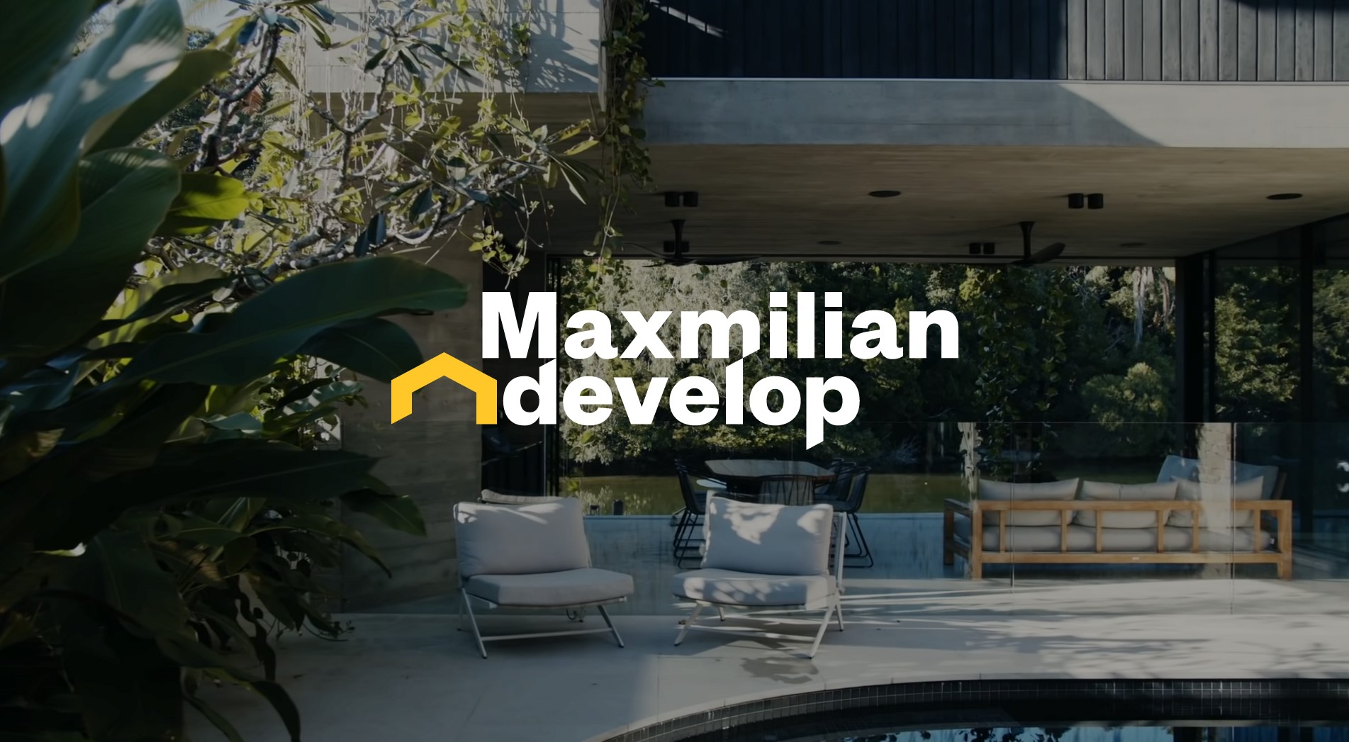 Kontakt | Maxmilian Develop